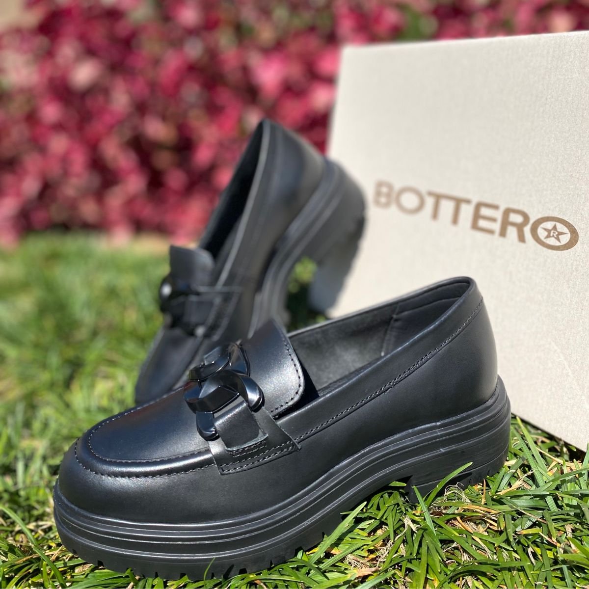 SAPATO BOTTERO LOAFER TRATORADO COURO 342205 - PRETO